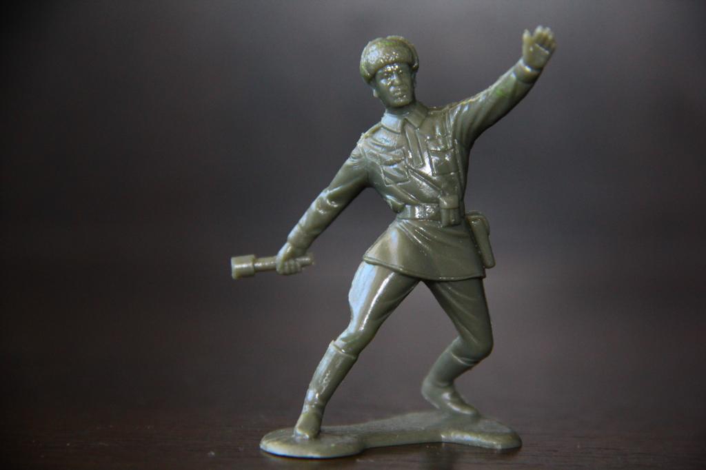советский воин (MARX) 54мм (вторая Мировая) — Покупайте на Newauction.org по выгодной цене. Лот ...