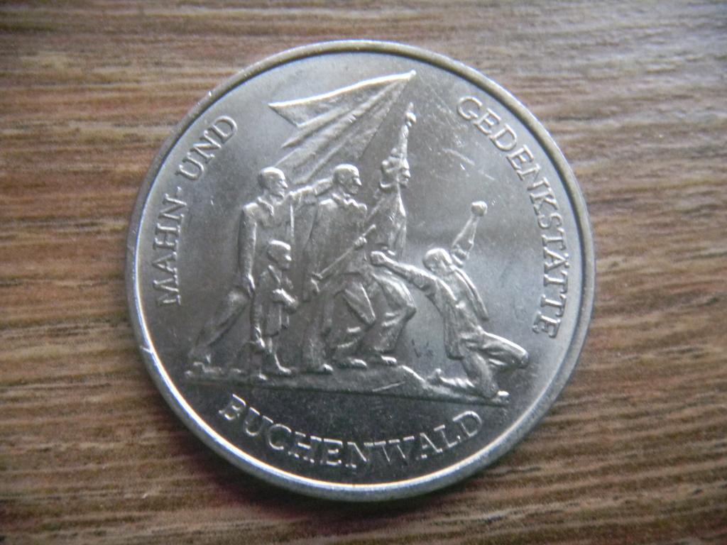 Германия ГДР 10 марок 1972 Бухенвальд (G10/12) — Купуйте на Newauction.org за вигідною ціною ...